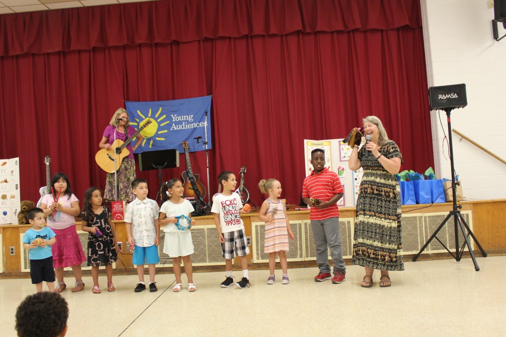 Cindy Shelly Virginia Beach READS 05122015-3 - Arts for Learning Virginia